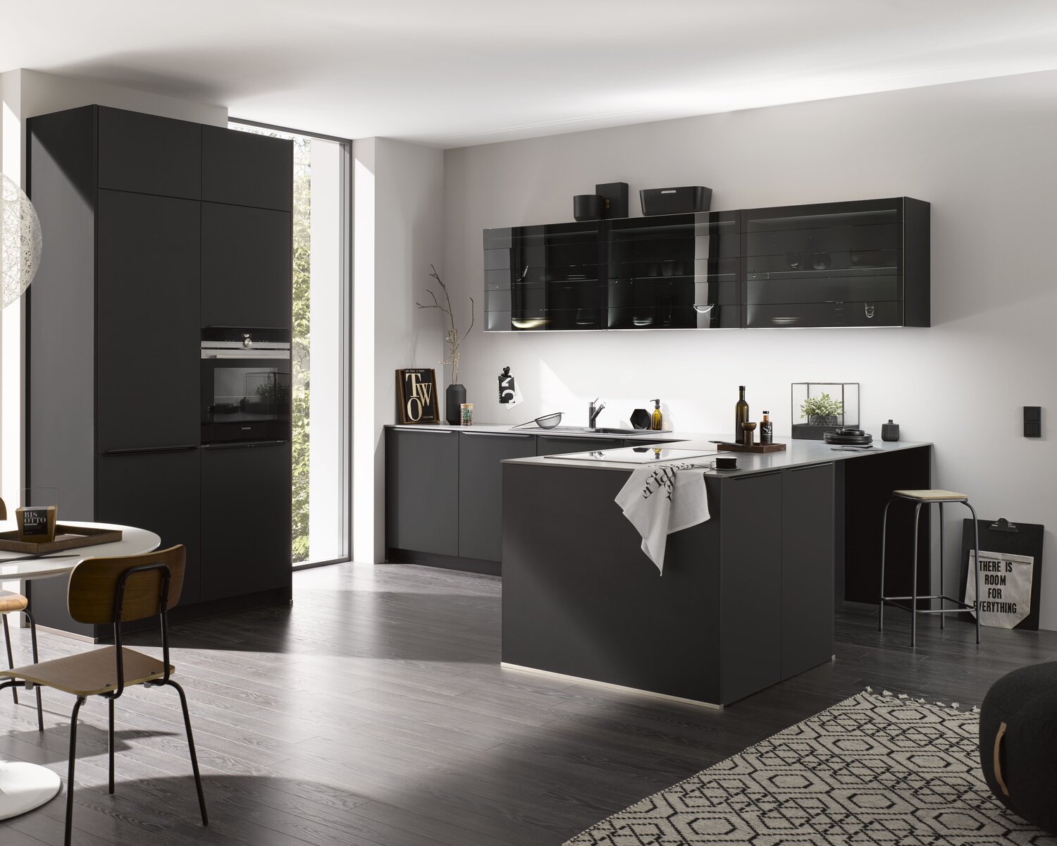 Küche Modern Elegance I Designküche in Silk und Nussbaum von Küche&Co ...